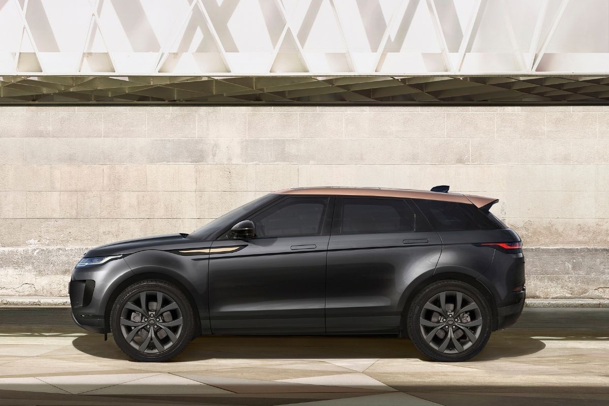 New Range Rover Evoque line-up: Elegant Bronze Collection & powerful ...
