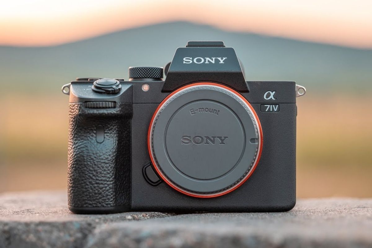 Sony's Alpha 7 IV goes beyond ‘Basic' with Outstanding Photo and Video ...