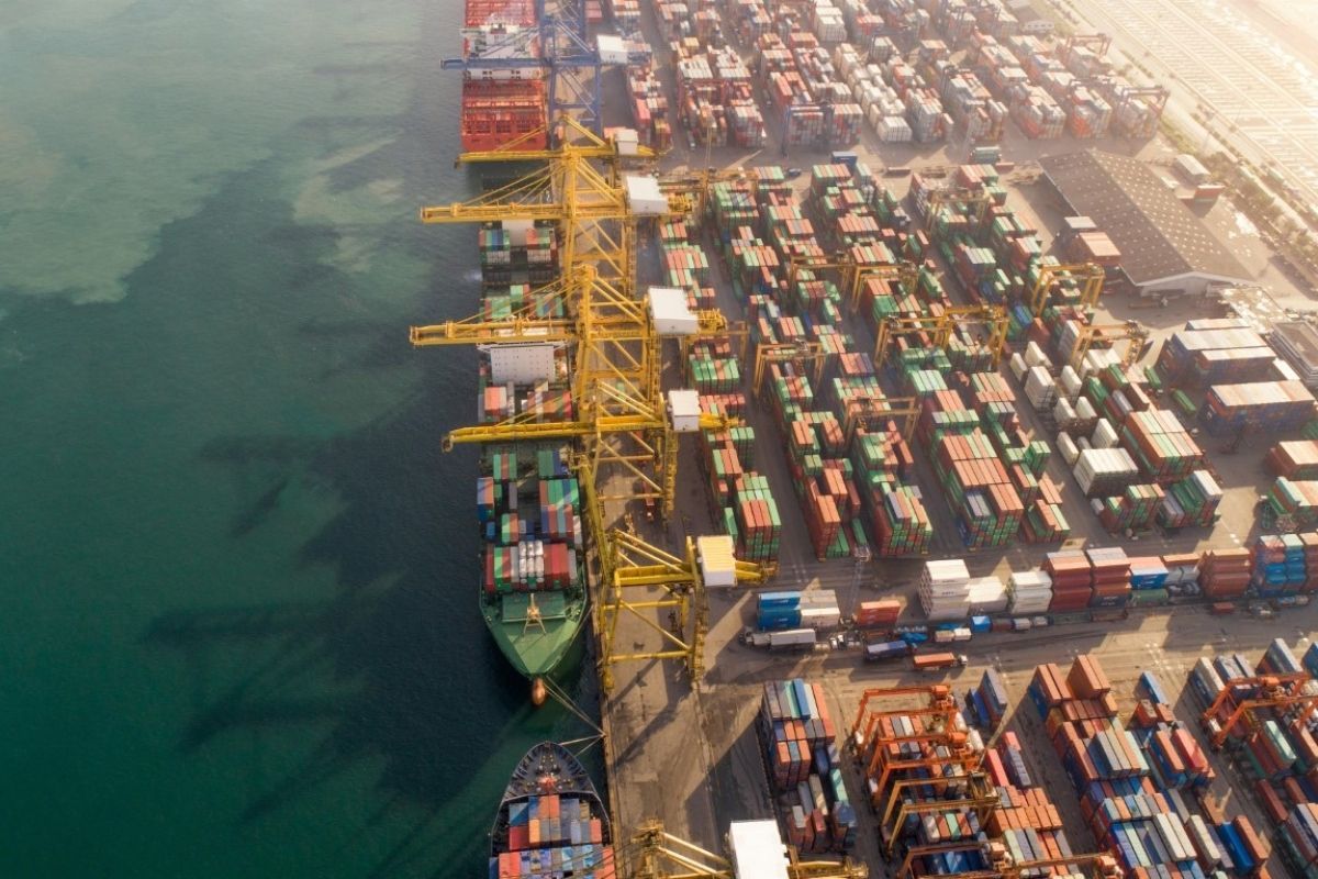 UAE industrial exports hit AED120 billion