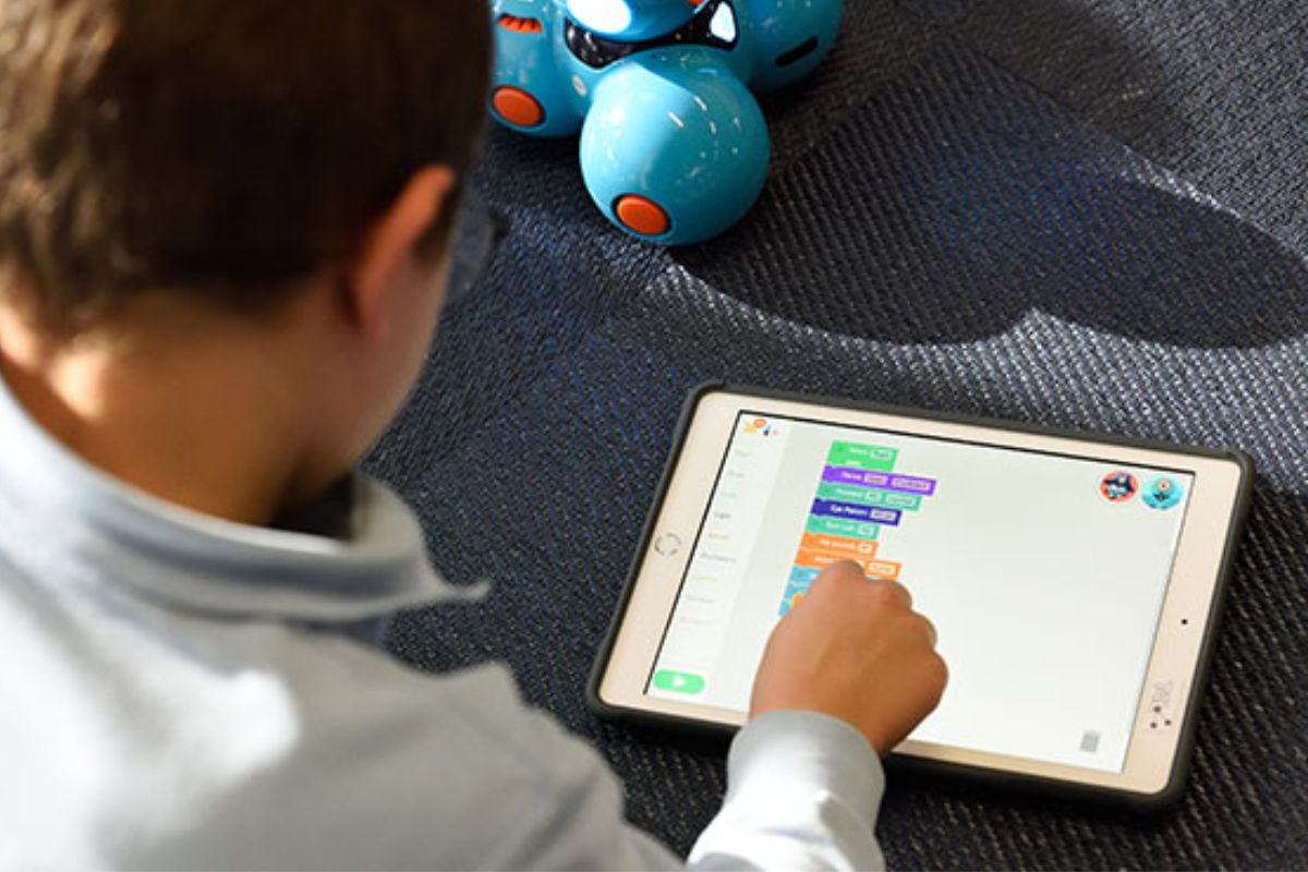 The Digital School launches 'Donate Your Own Device' campaign for ...