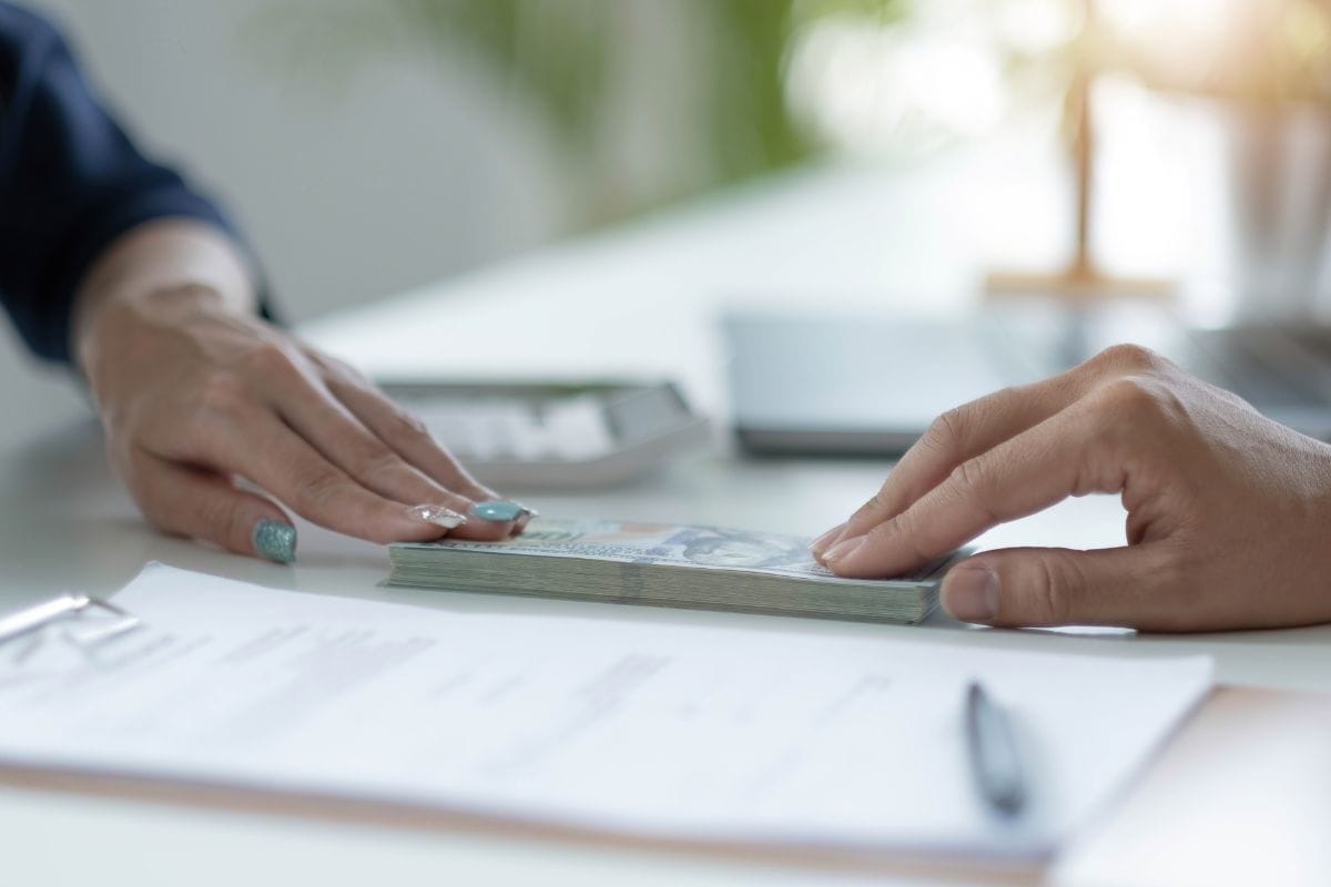 How to Recover Money Loaned to a Friend in the UAE: A Legal Guide