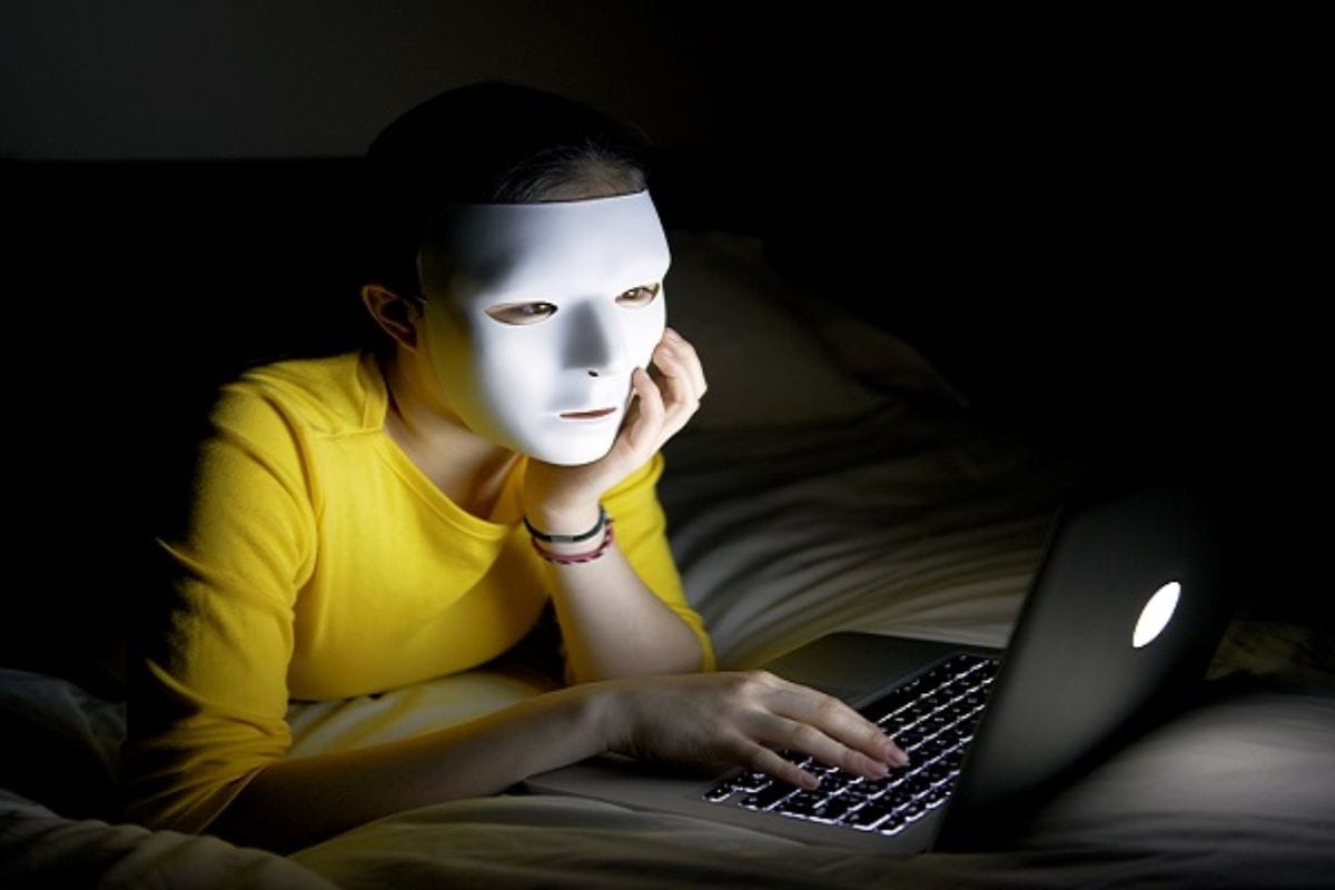 UAE Journalists Association Backs National Campaign Against Online Trolling