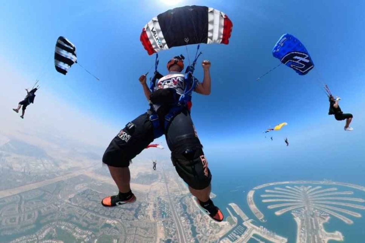 Dubai Prepares for Thrilling 8th International Parachuting Championship