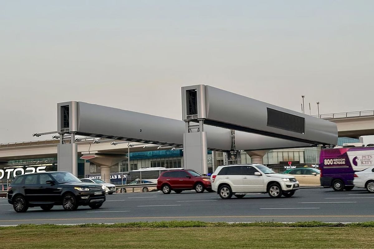 Surge in Commute Costs: Dubai Residents Grapple with Rising Salik Tolls ...