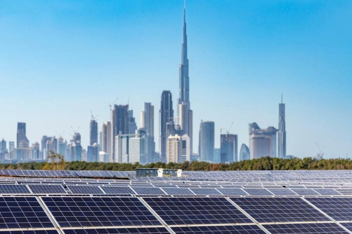 The Growth of Renewable Energy Projects in Dubai: Key Developments & Trends