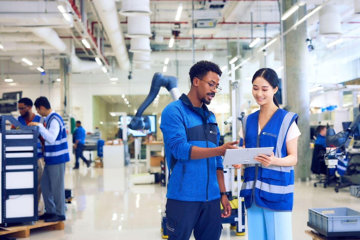 Dubai Department of Economy and Tourism Showcases Industrial Strength ...