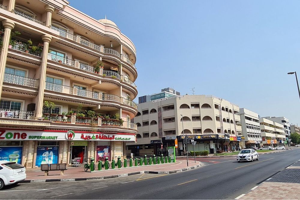 Pros and Cons of Living in Al Karama Dubai