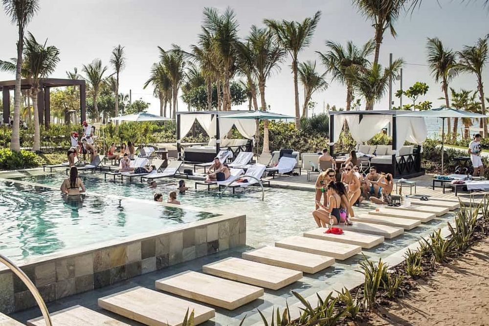 Top Venues for Pool Party in Dubai: Azure, Hilton & more