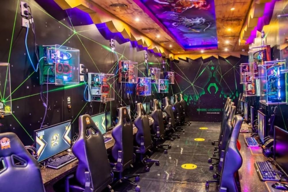 Pixel Perfect: Dubai's Best Game Cafes!