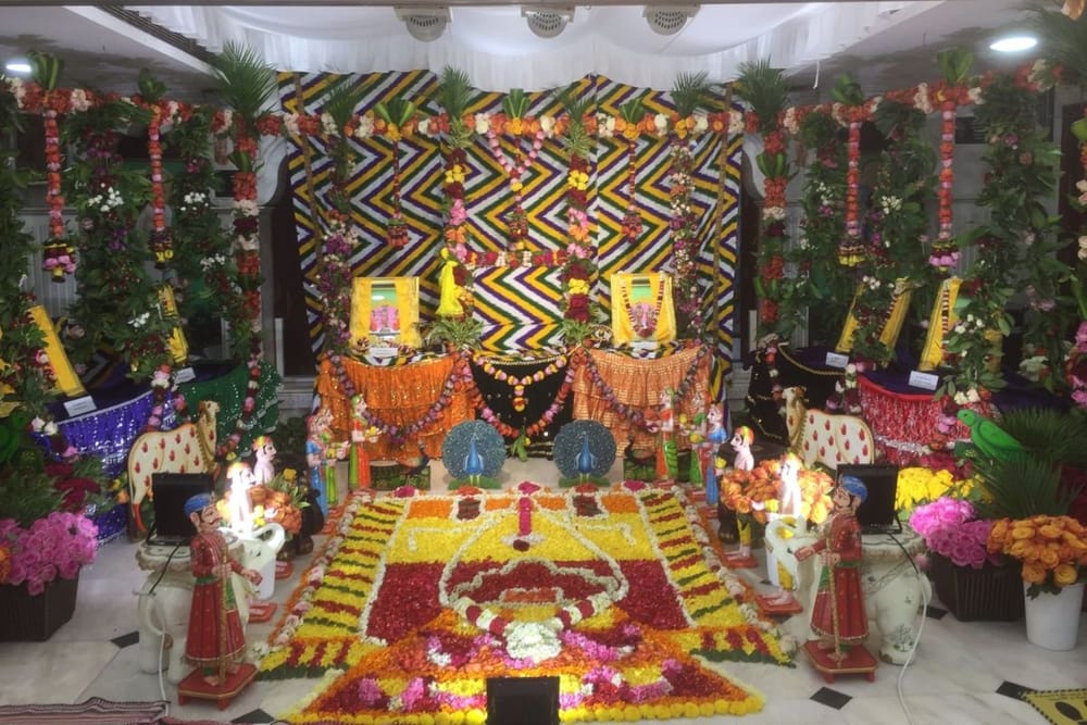 Guide to the Temples in Dubai: Locations, Timings & More