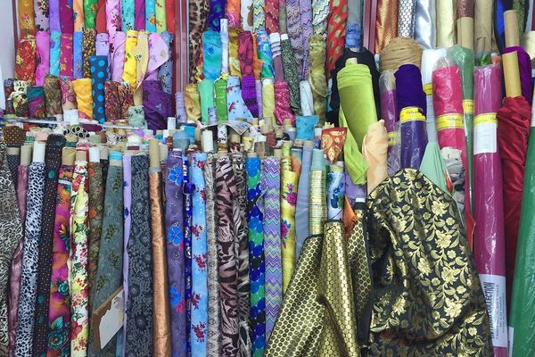 A Guide to the Naif Souk and Markets